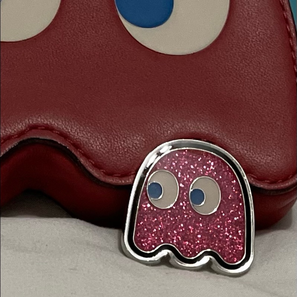 Pac-Man Pink Sparkle Ghost - Gem
